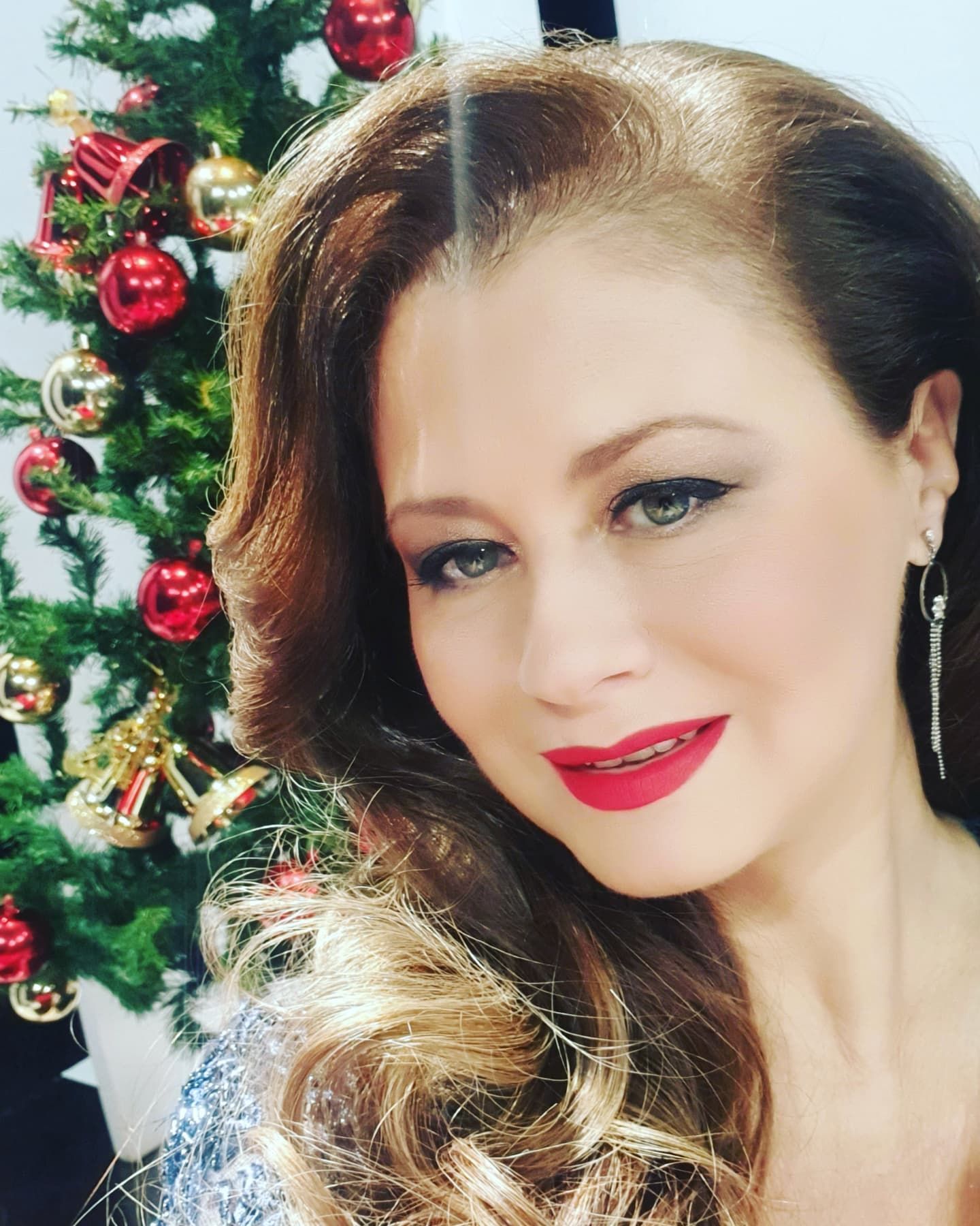 Cum arată acum Corina Dănilă și cu ce se ocupă după ce s-a retras din ...