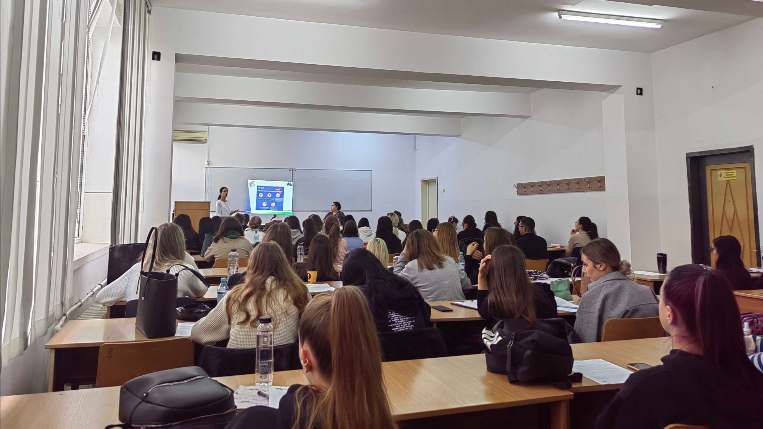 Adolescenții sunt în mare pericol. Rata de deces din cauza supradozelor ...