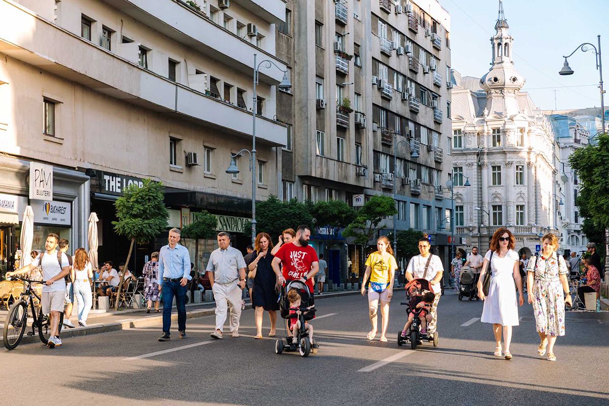 „Străzi deschise- București”. Un weekend de plimbare, artă și relaxare ...